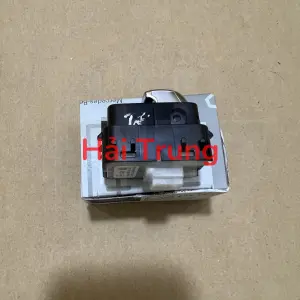 Công tắc lên xuống kính phụ Mercedes C-Class | 20590515139051
