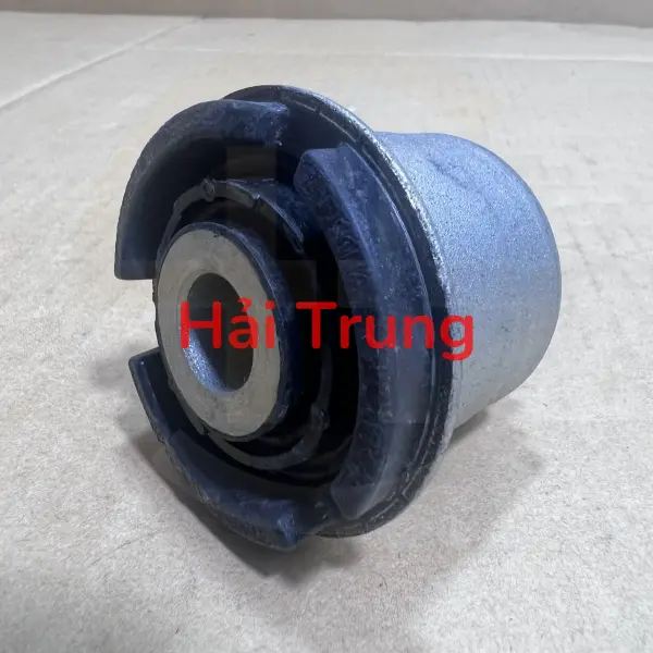 Cao su càng A trên Ford Ranger 2012-2020 chính hãng AB313068BB