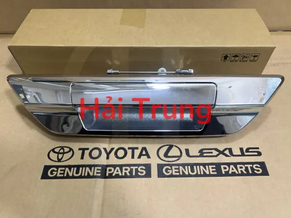 Tay mở cửa hậu Toyota Hilux Revo 2015-2019 cao cấp 69090-0K090
