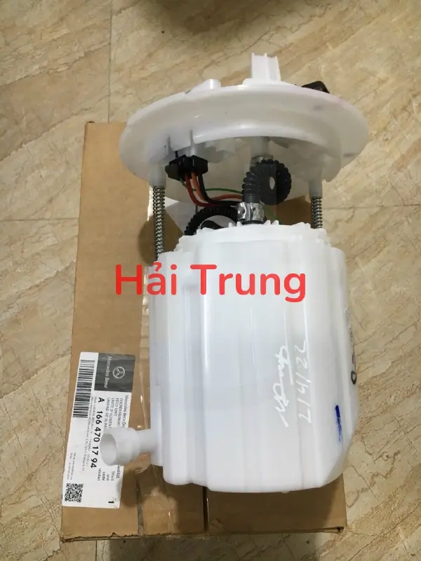 Cụm bơm xăng Mercedes GLE-Class, ML-Class chính hãng A1664701794