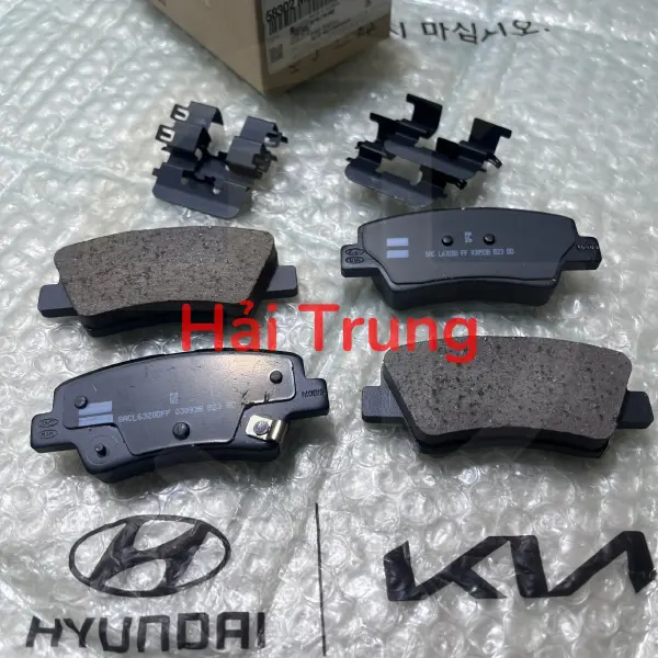Má phanh sau Kia Cerato 2018 chính hãng 58302-M6A30