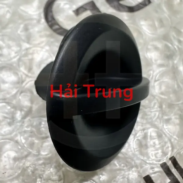 Vít bắt nắp cốp táp lô Kia Cerato 2020 chính hãng 84523B1000TRY