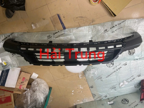 Lưới cản trước Kia Carnival 2021-2023 mã 86512R0010